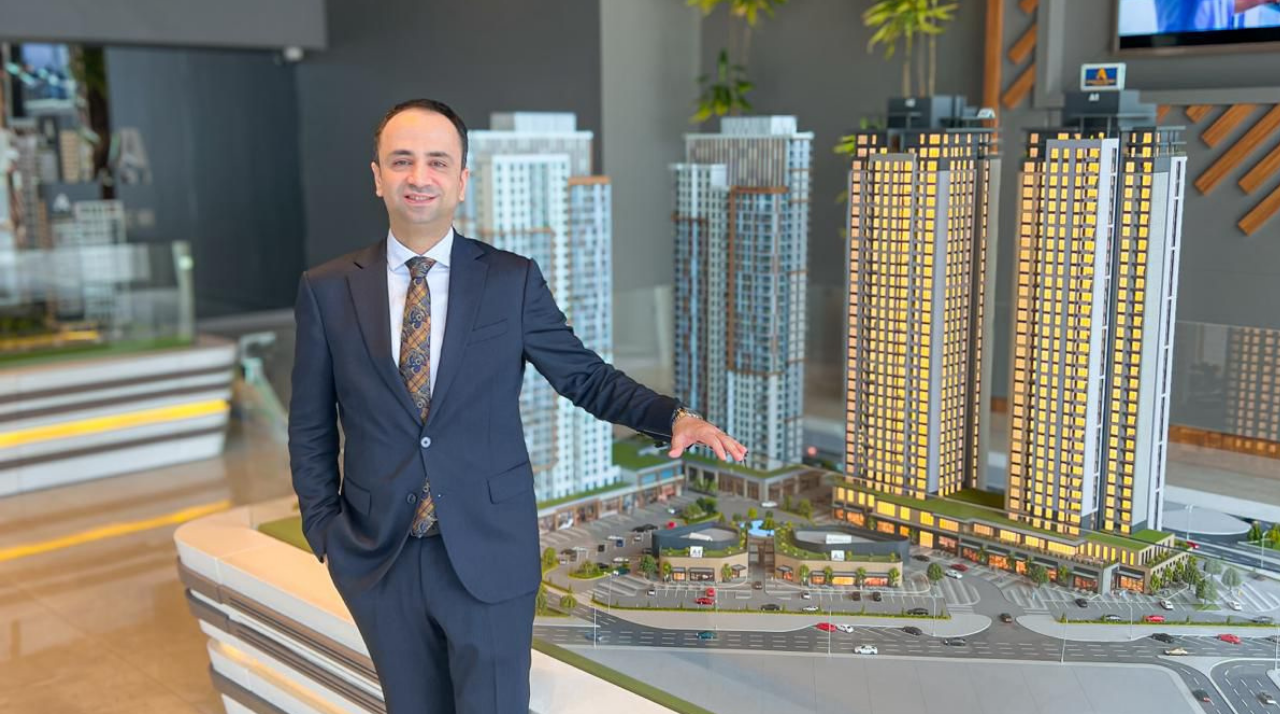 Adil Yaman'dan Devrim Niteliğinde Hamle: Propadya ile Sarı Site Dönemi Kapanıyor! - Time Turks ...